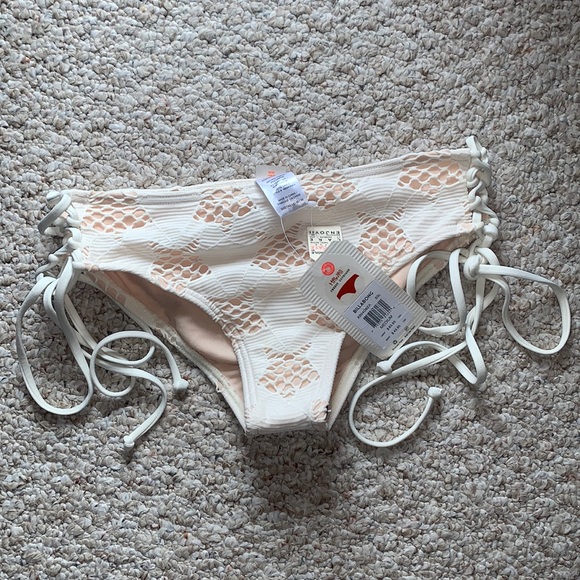 Billabong | Swim | Billabong Surf Capsule Hawaii Cheeky Lace Crochet ...